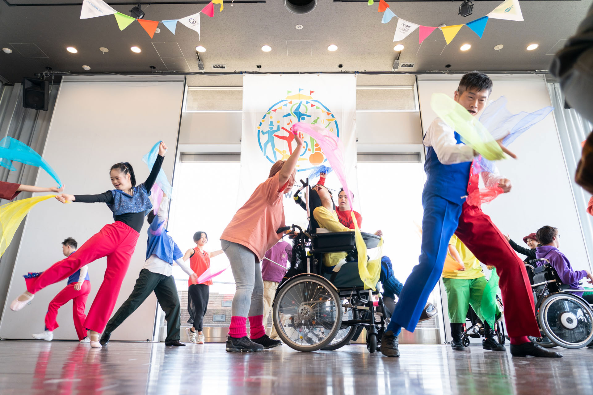 SLOW CIRCUS FESTA | YPAM